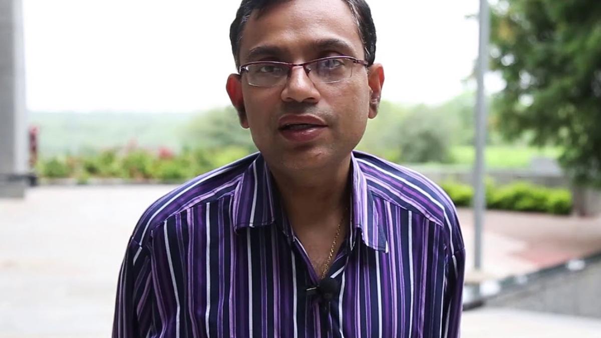 Professor Suman Chakraborty appointed Director of IIT Kharagpur - The Hindu